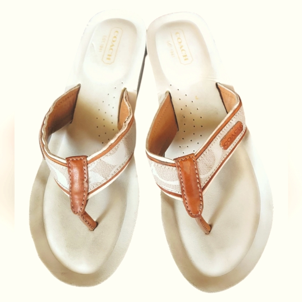 Coach Women's Juliet Tan And Cream Foam Thong Signatu… - Gem